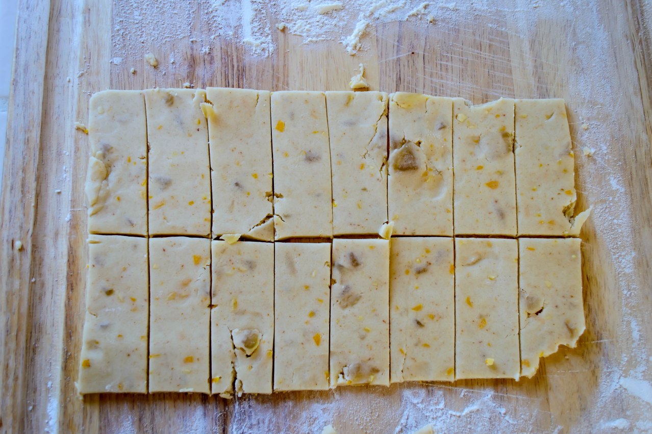 Lemon Ginger Shortbread with Hazelnut “Crust” | "blackberry-eating in ...