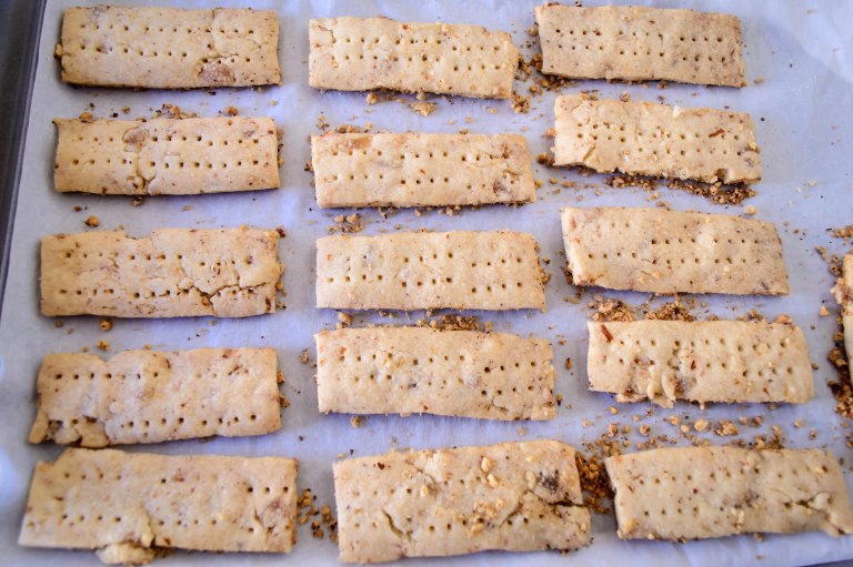 Lemon Ginger Shortbread with Hazelnut “Crust” | "blackberry-eating in ...