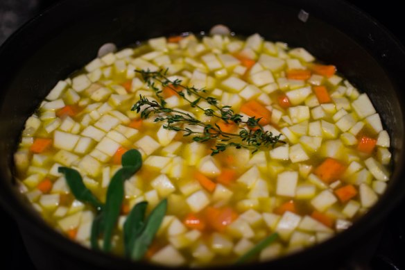 Autumn Bisque, now with post and recipe! | "blackberry-eating in late ...